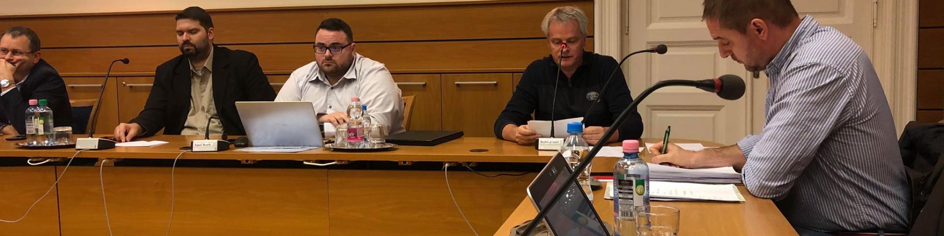 Home | Gerner Péter